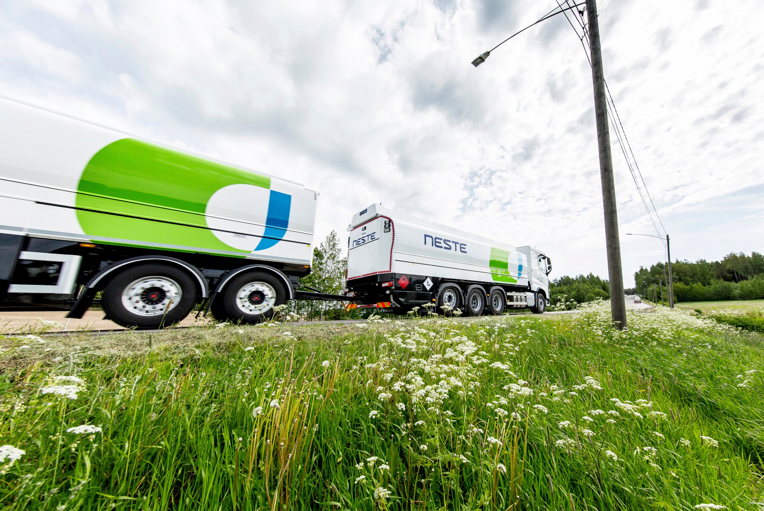 Digitalized delivery procedures save drivers time and improve customer ...